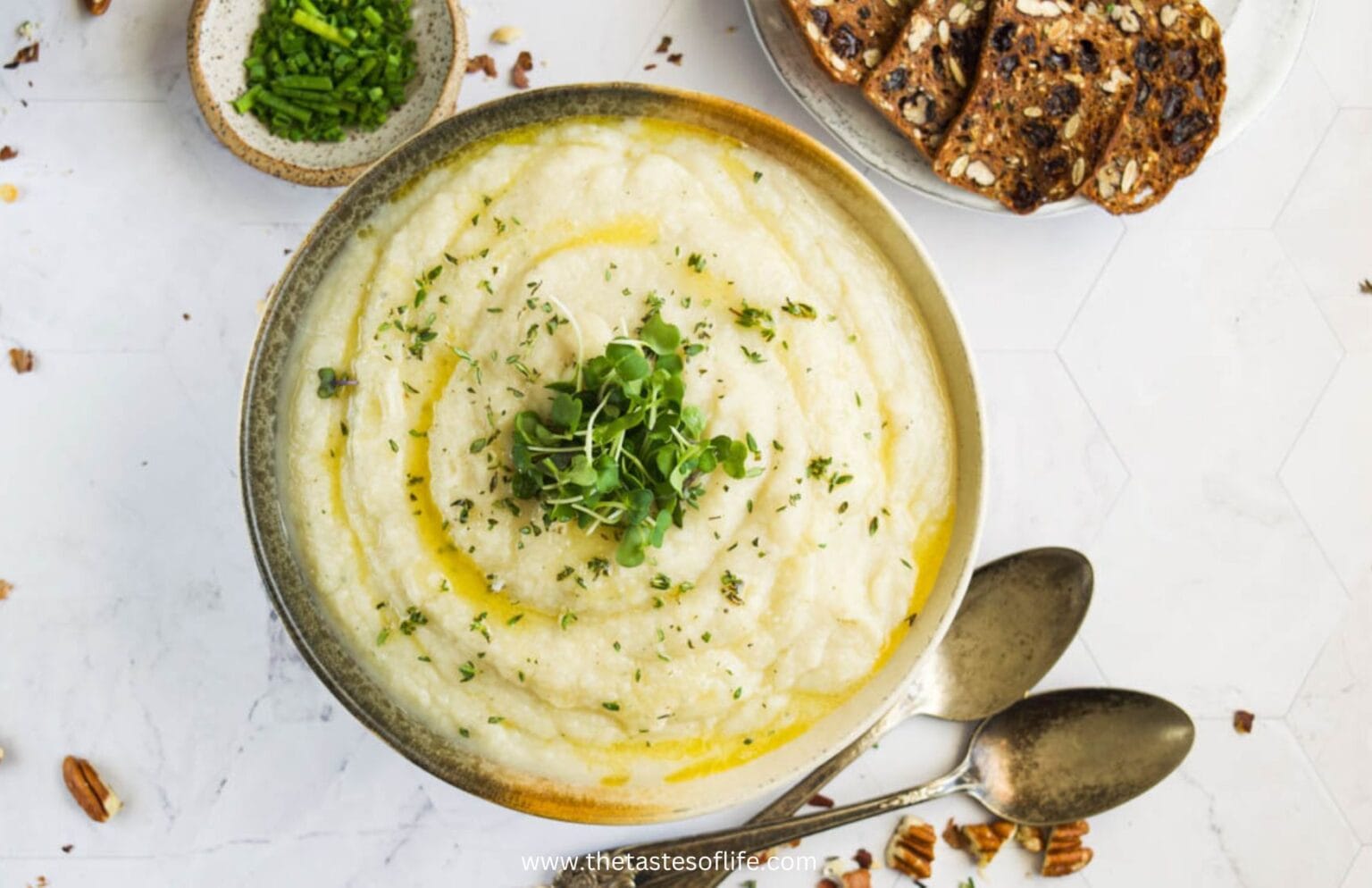Celeriac Puree (Celery Root Puree- Puree Z Selera) | The Tastes of Life ...